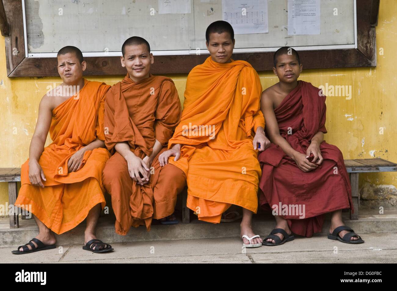 Young buddhist monk relaxing hi-res stock photography and images - Alamy