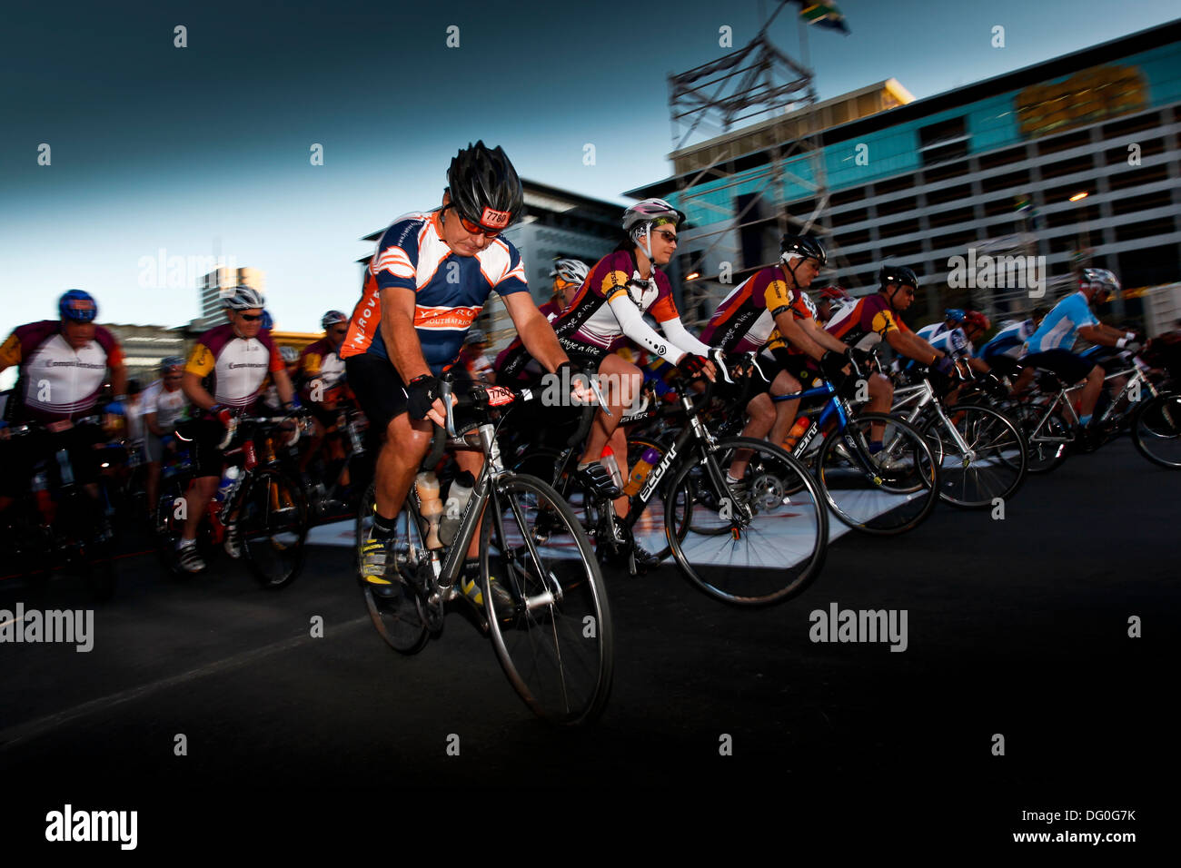 Cape argus cycle tour hi-res stock photography and images - Alamy