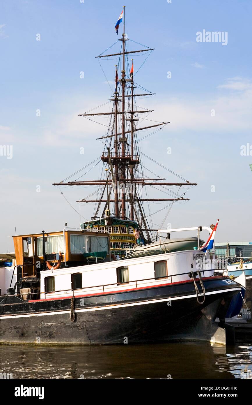 Dutch Ship 1500s High Resolution Stock Photography and Images - Alamy