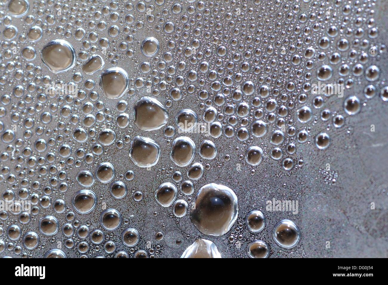 Water droplets hi-res stock photography and images - Alamy