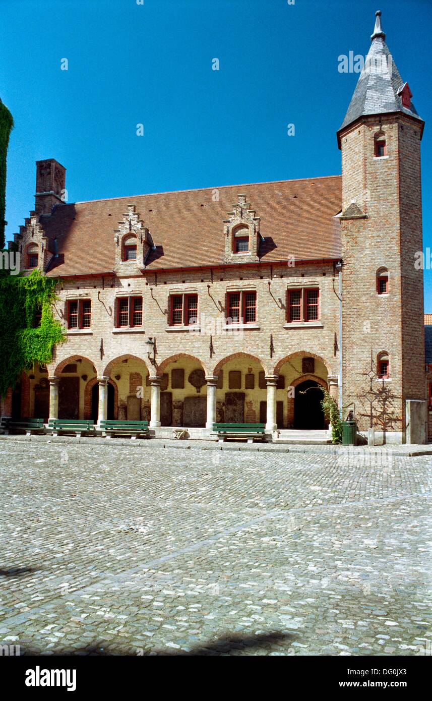 Gruuthuse palace hi-res stock photography and images - Alamy