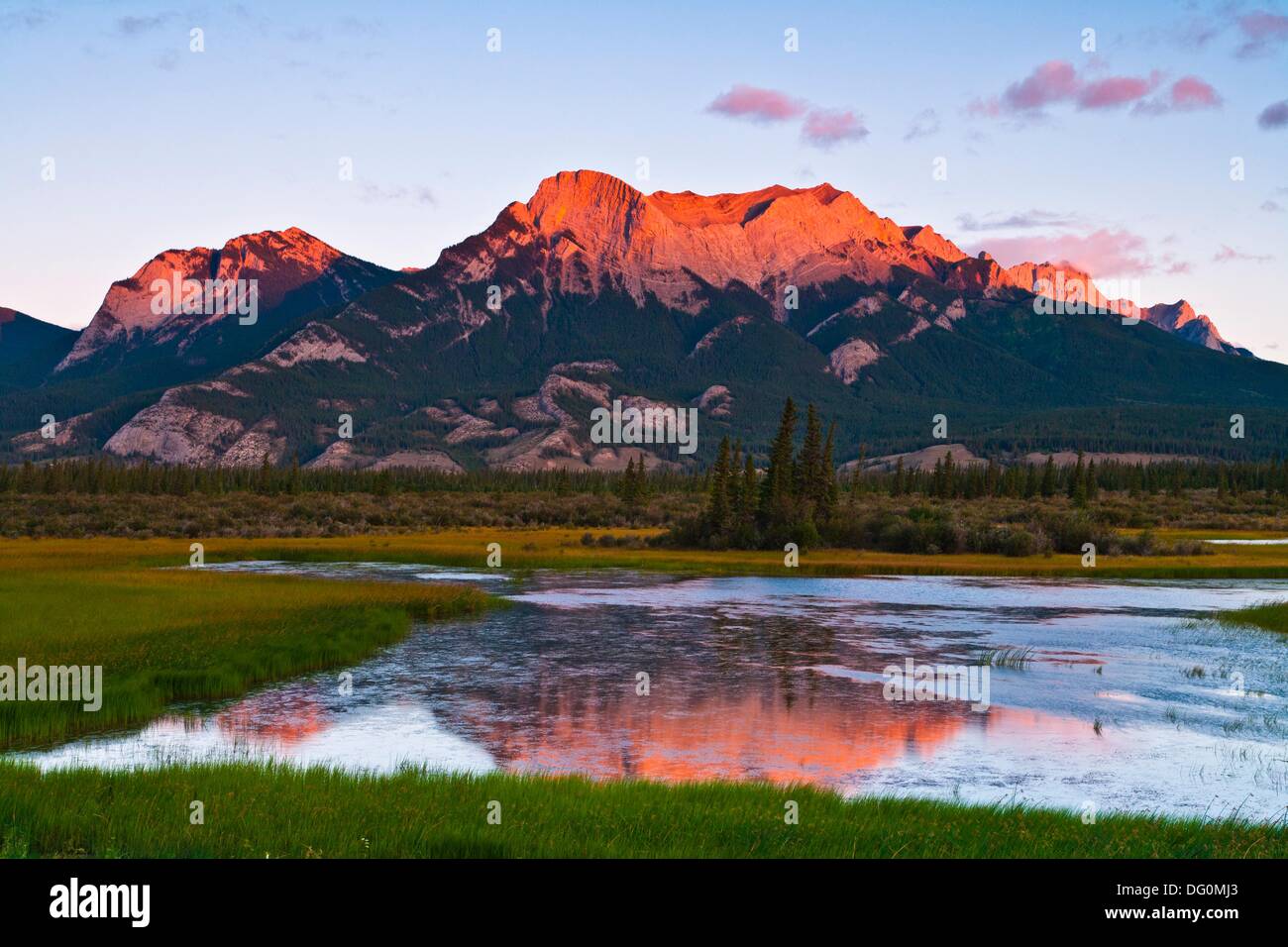 Pocahontas mountain canada hi-res stock photography and images - Alamy