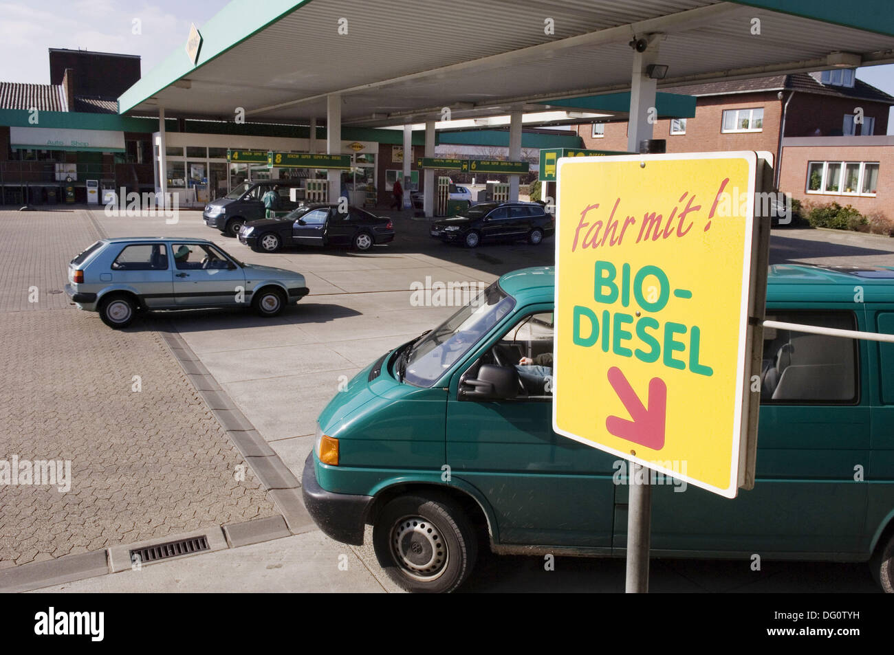 Diesel soot hi-res stock photography and images - Alamy