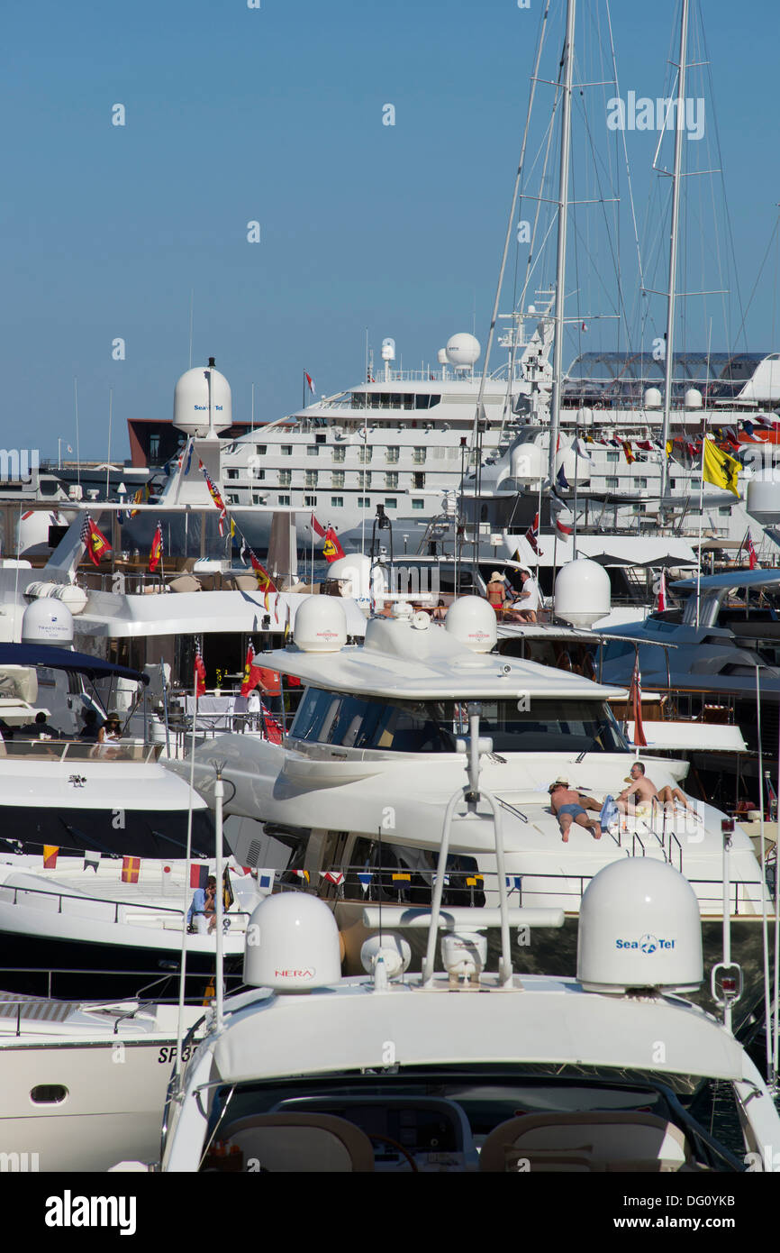 Ship, Yacht, Port, Hercule, Monaco, Monte Carlo Stock Photo - Alamy