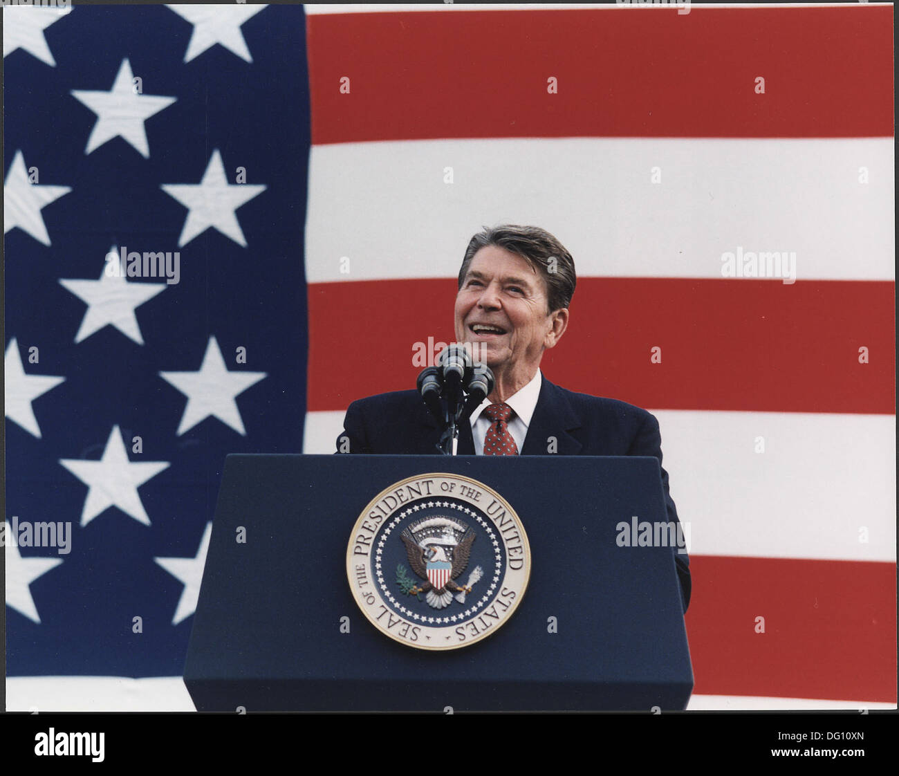 Reagan bush campaign hi-res stock photography and images - Alamy