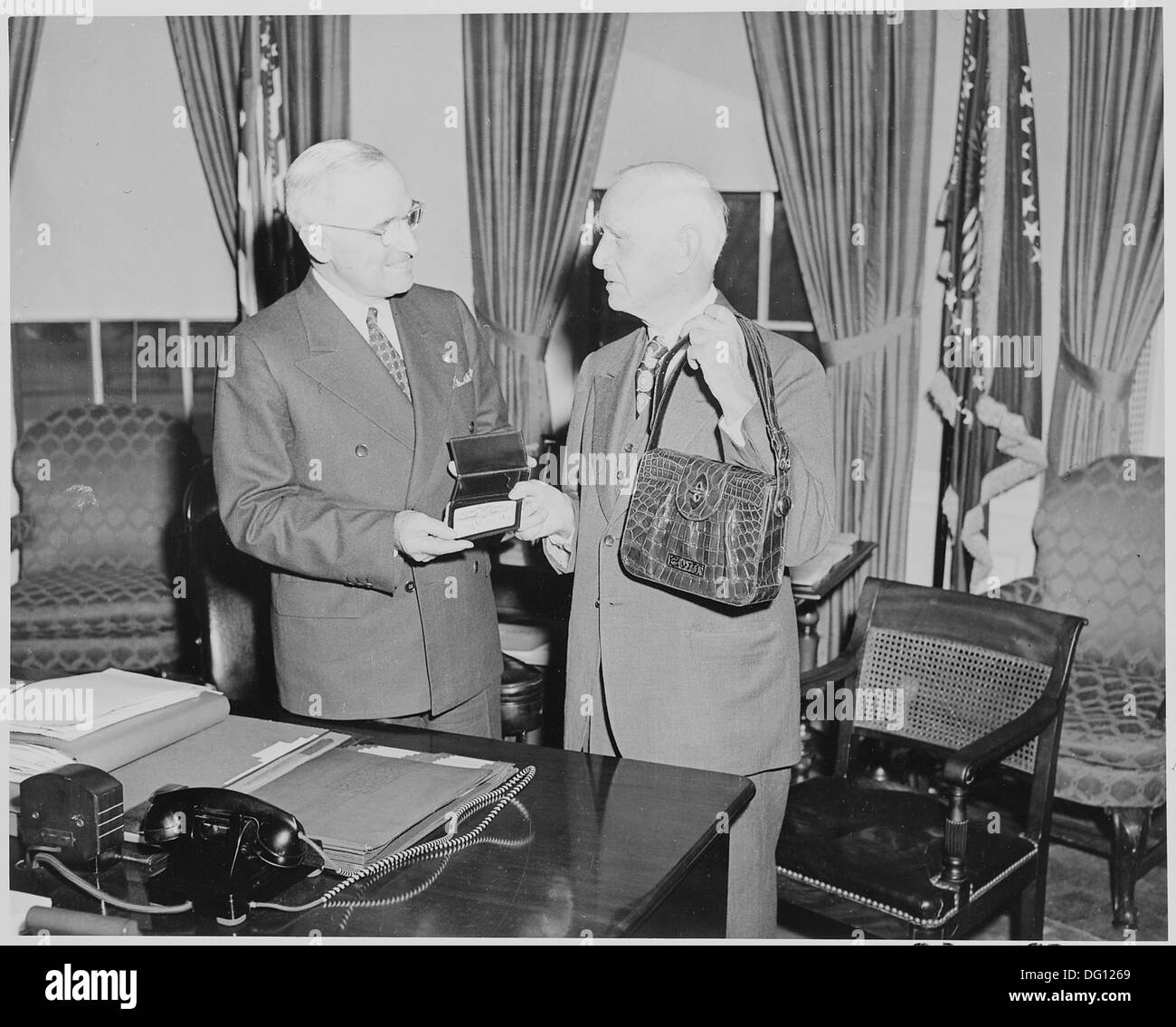 Gifts office Black and White Stock Photos & Images - Alamy