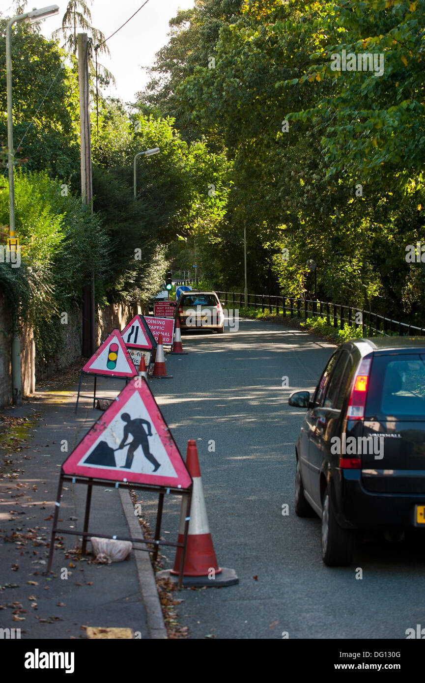 Confusing roadworks hi-res stock photography and images - Alamy