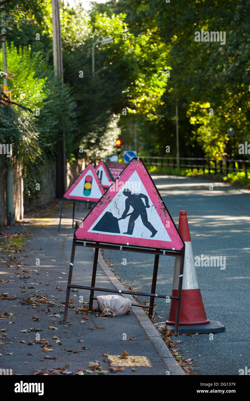 Confusing traffic signs hi-res stock photography and images - Alamy