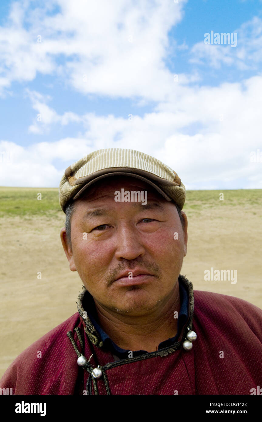 Portrait mongolian old man in hi-res stock photography and images - Alamy
