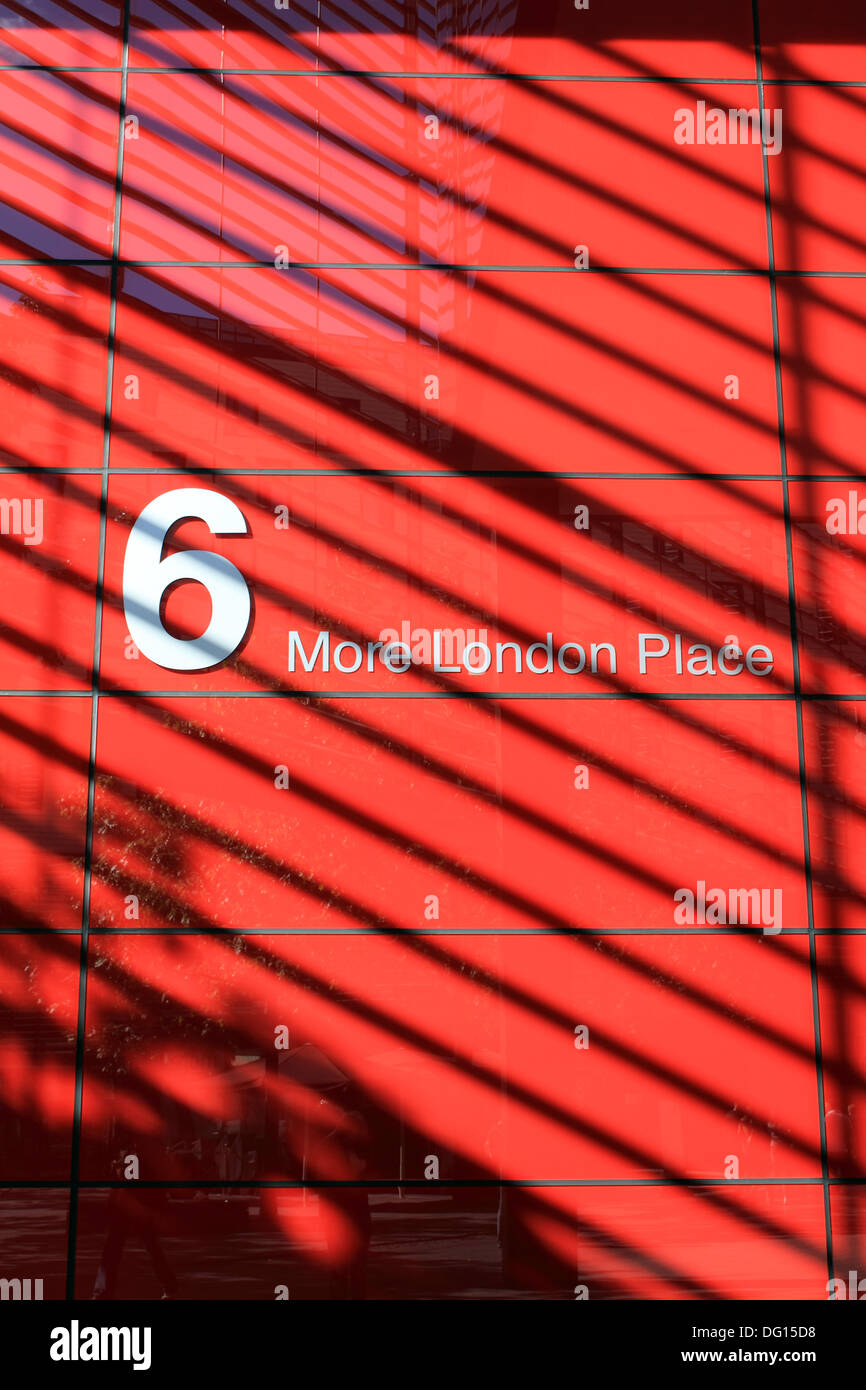 6 more london place hi-res stock photography and images - Alamy