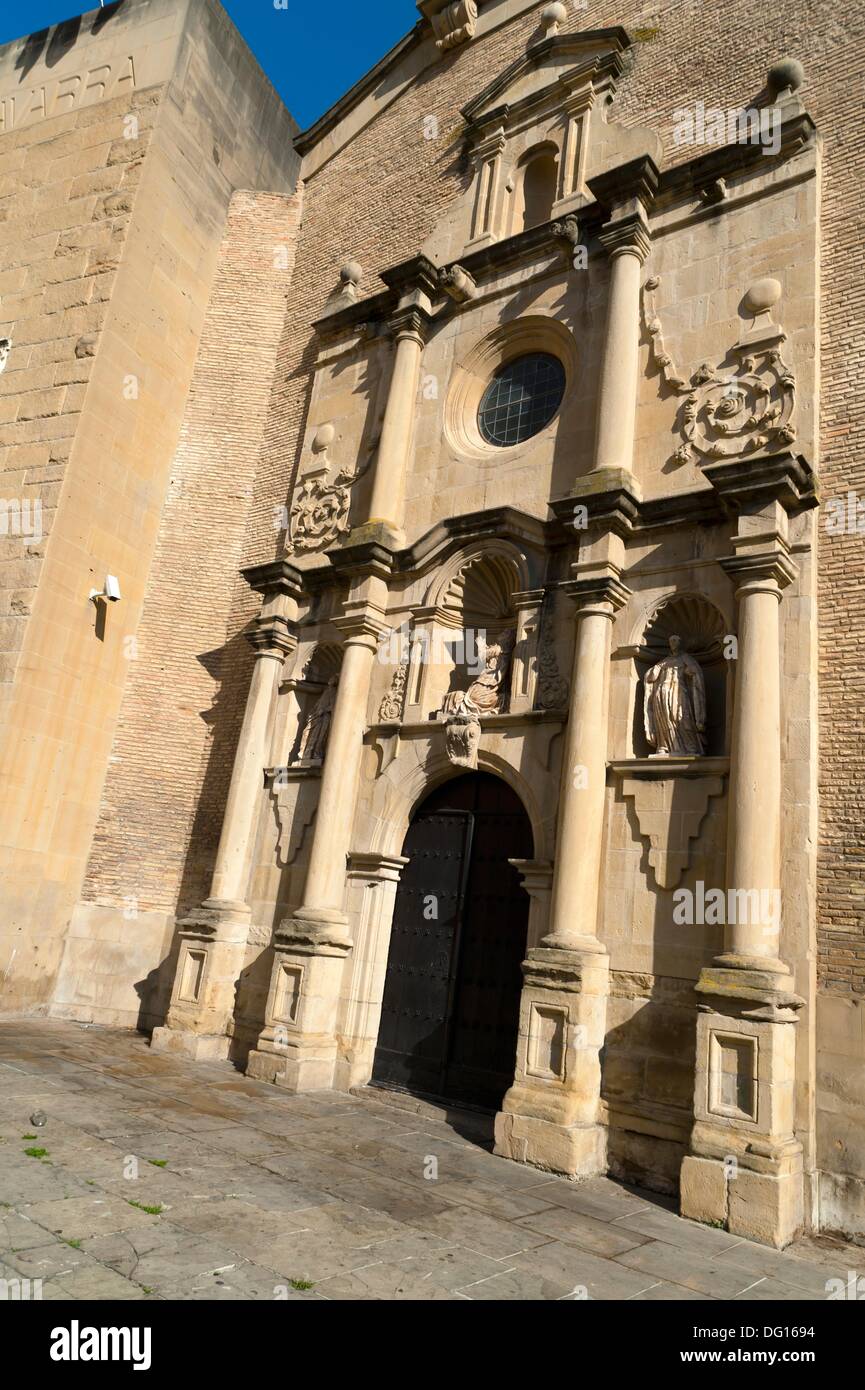 Museo De Navarra High Resolution Stock Photography and Images - Alamy