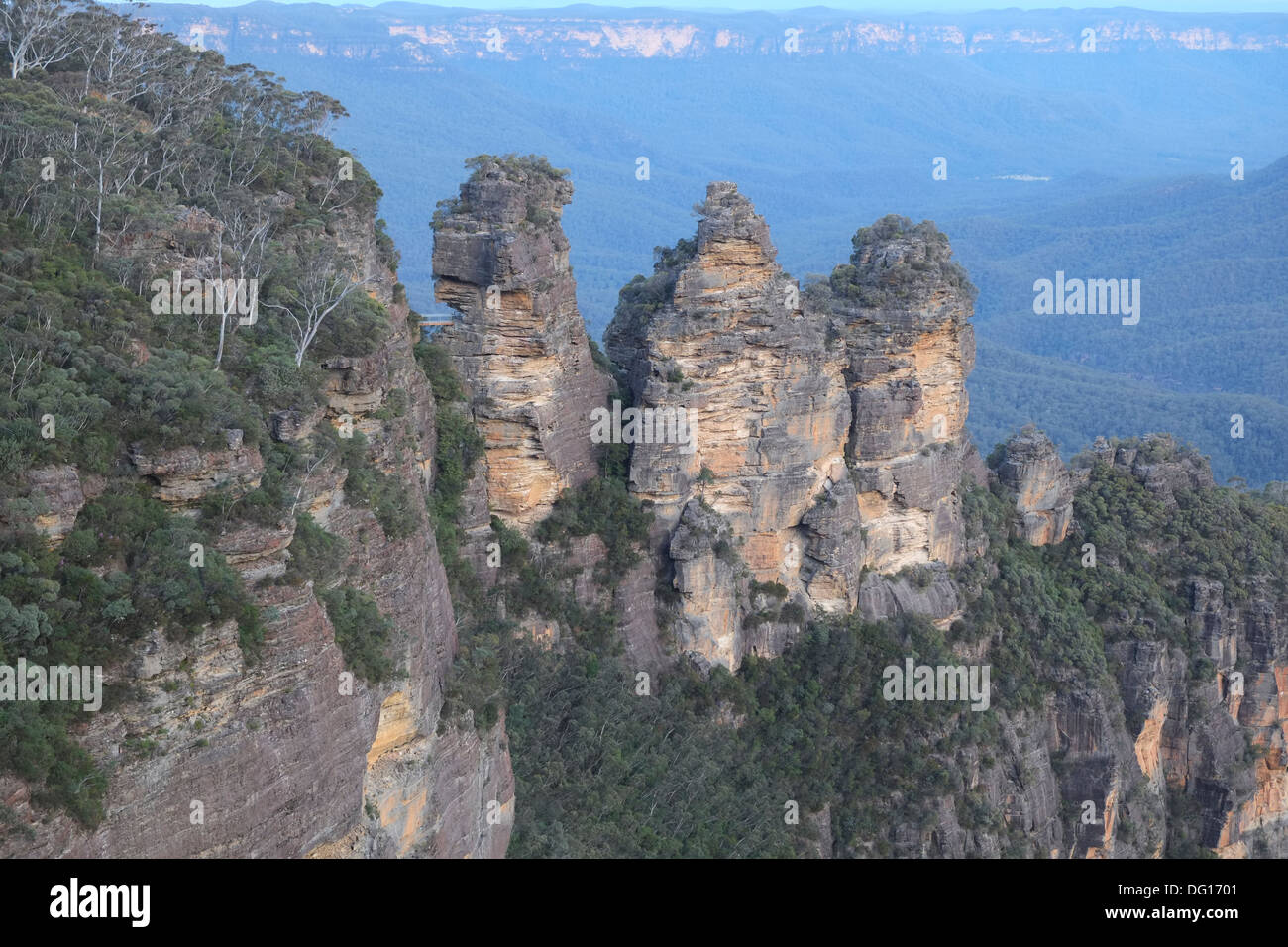 The Three Sisters in Sydney's Blue Mountains Stock Photo - Alamy