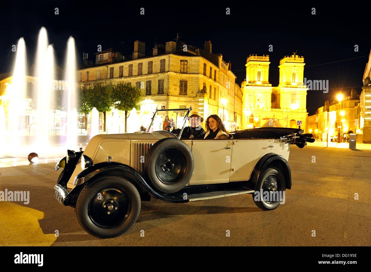 Vintage touring car hi-res stock photography and images - Alamy