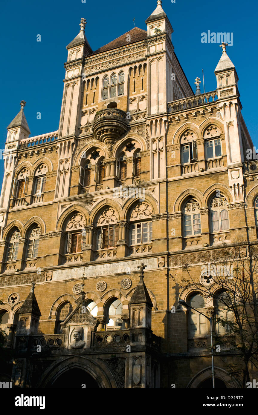 Elphinstone Building Stock Photos & Elphinstone Building Stock Images ...