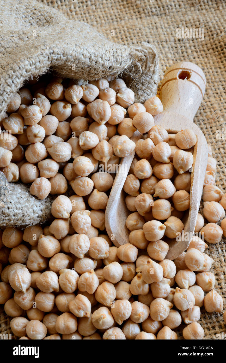 dried white chickpeas ceci on sack close up Stock Photo - Alamy