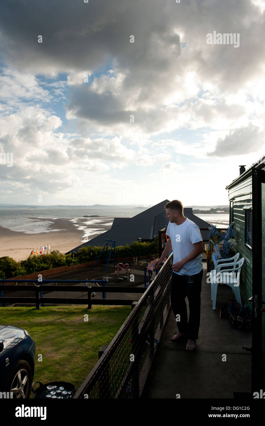 Static home on beach hi-res stock photography and images - Alamy
