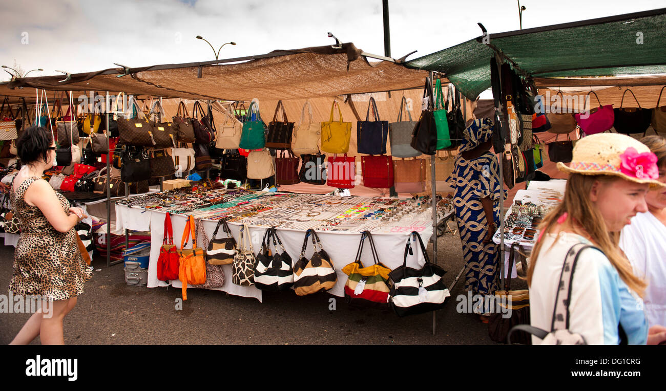 Outdoor market stall selling bags hi-res stock photography and images ...