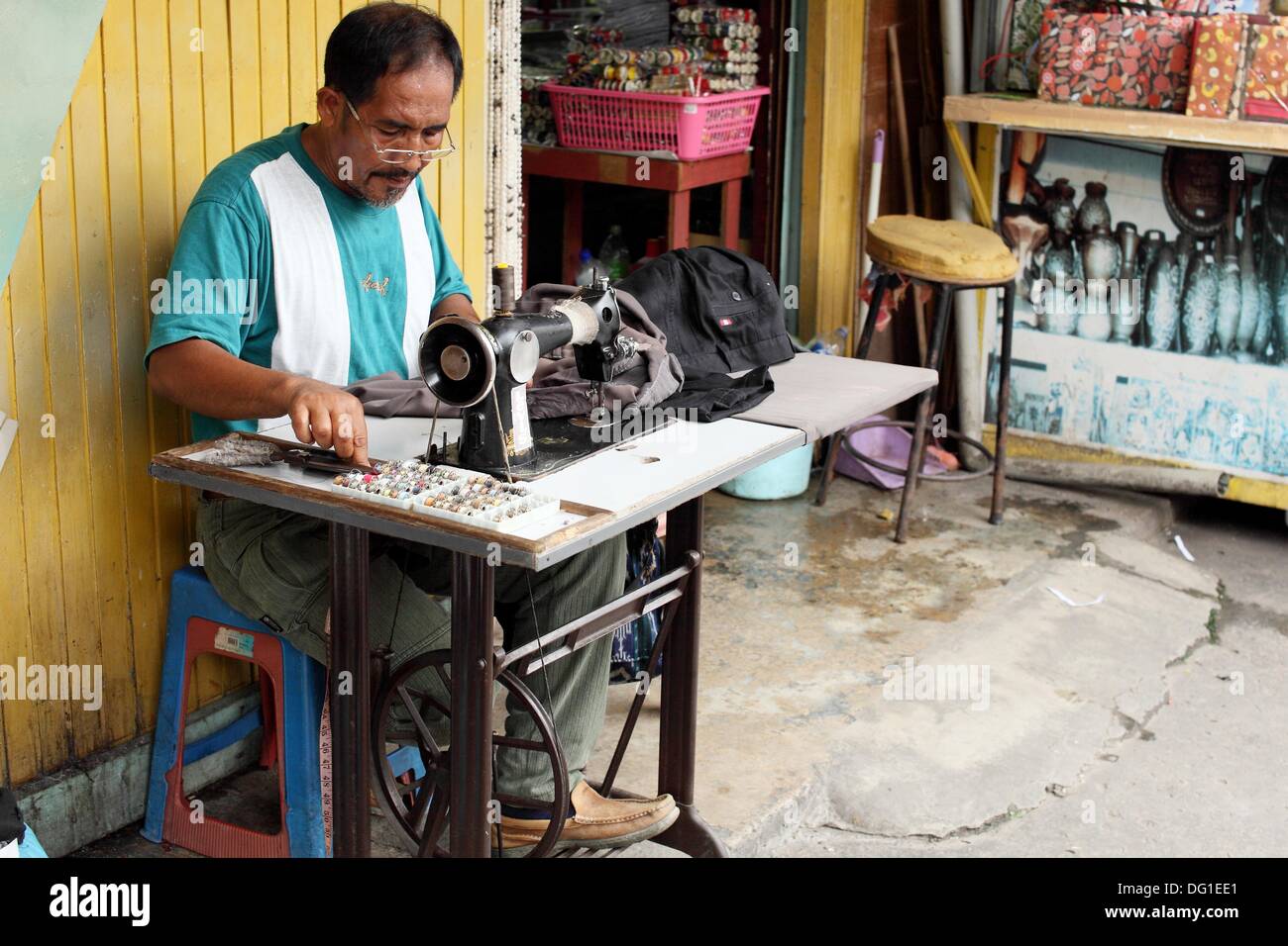 Malaysia rwanda hi-res stock photography and images - Alamy