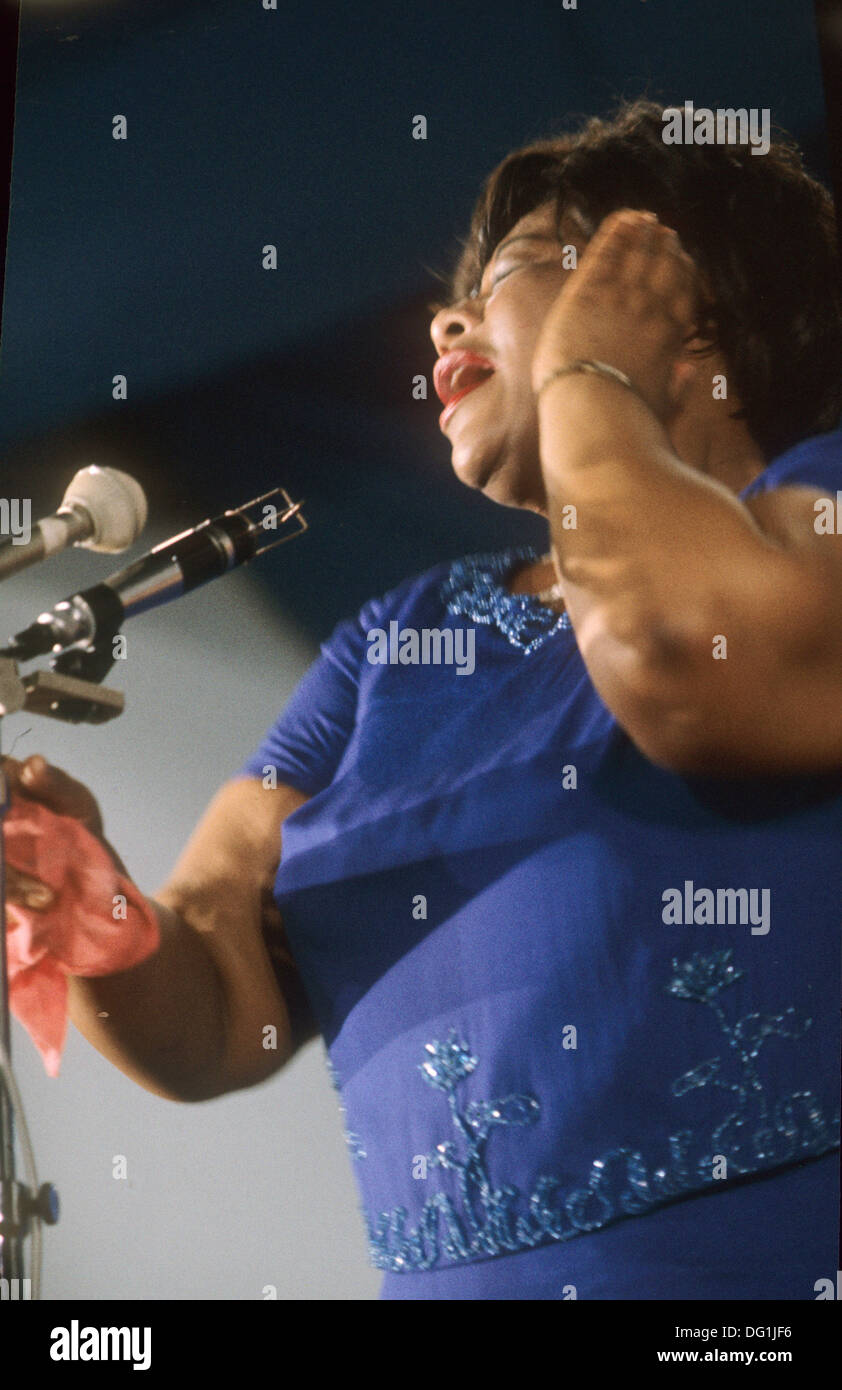 ELLA FITZGERALD (1917-1996) US jazz singer about 1968 Stock Photo - Alamy