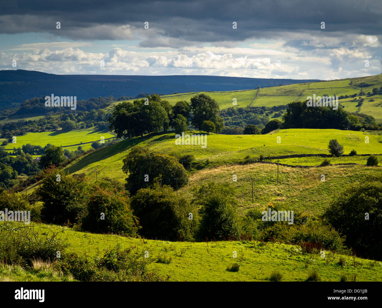 Eyam hi-res stock photography and images - Alamy
