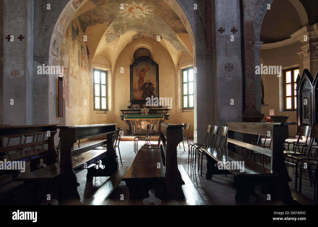 Church side hi-res stock photography and images - Alamy