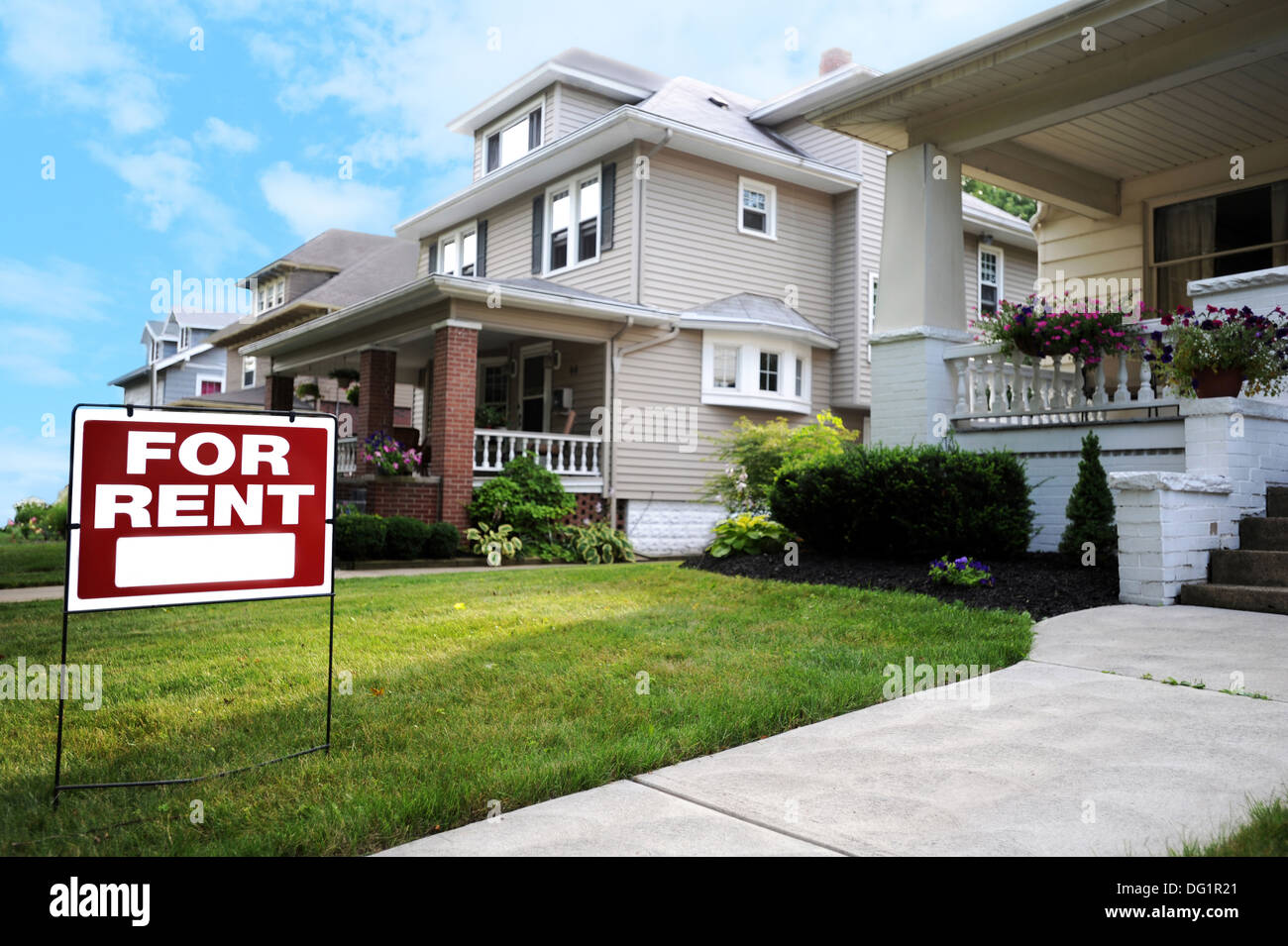 American cottage homes hi-res stock photography and images - Alamy