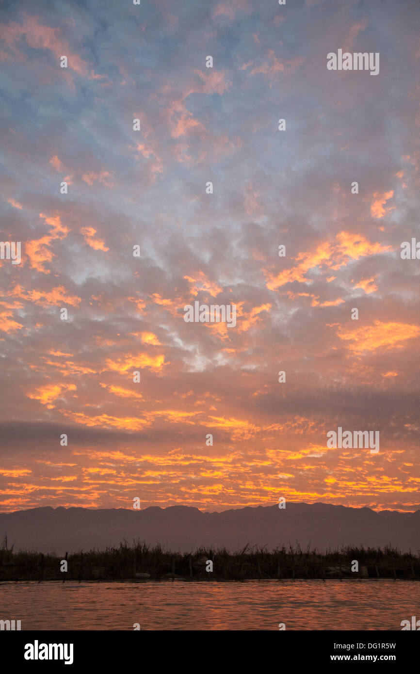 Taunggyi taung hi-res stock photography and images - Alamy