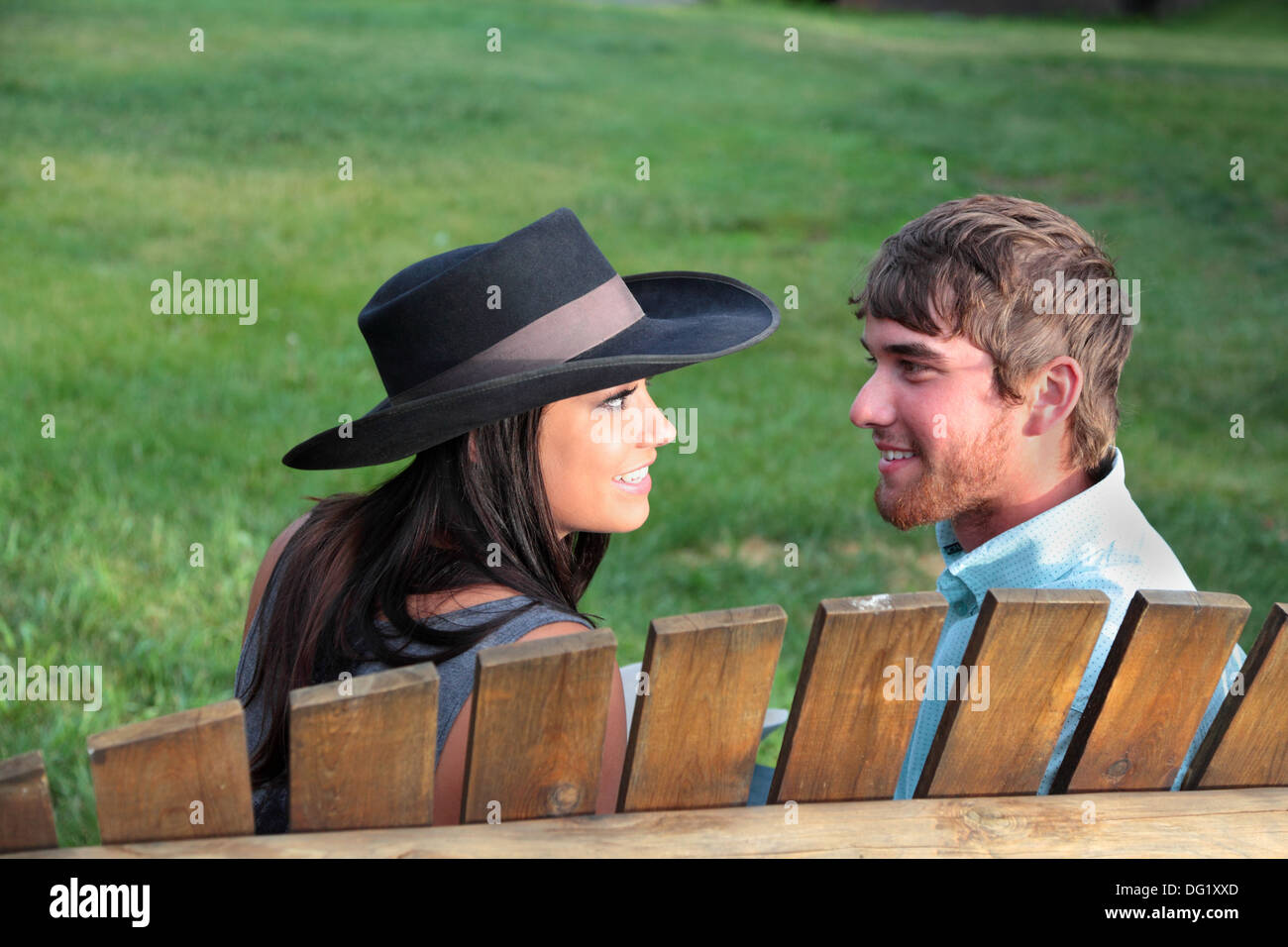 Cowboy couple romance hi-res stock photography and images - Alamy