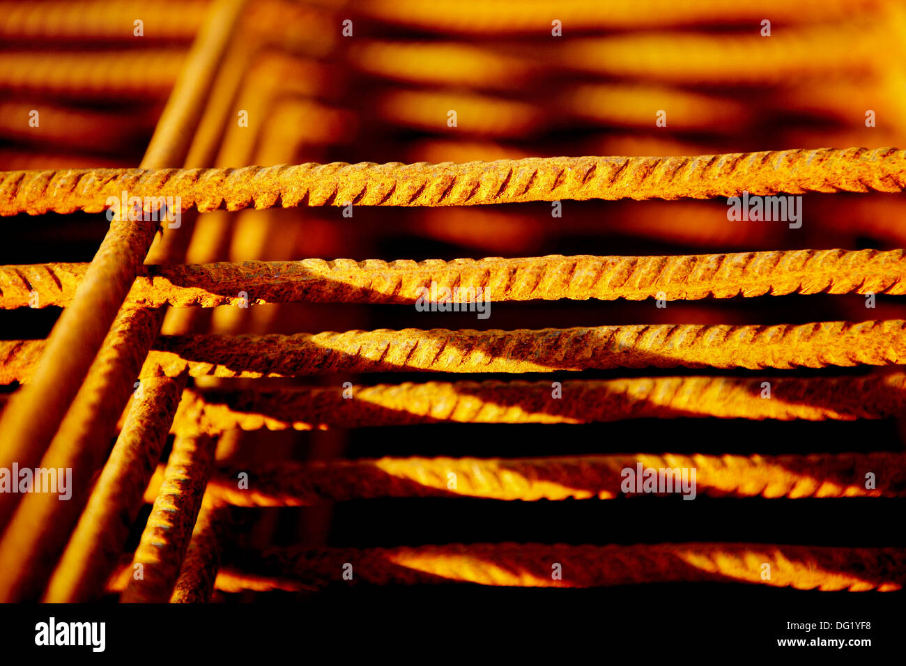 Rebar grids hi-res stock photography and images - Alamy