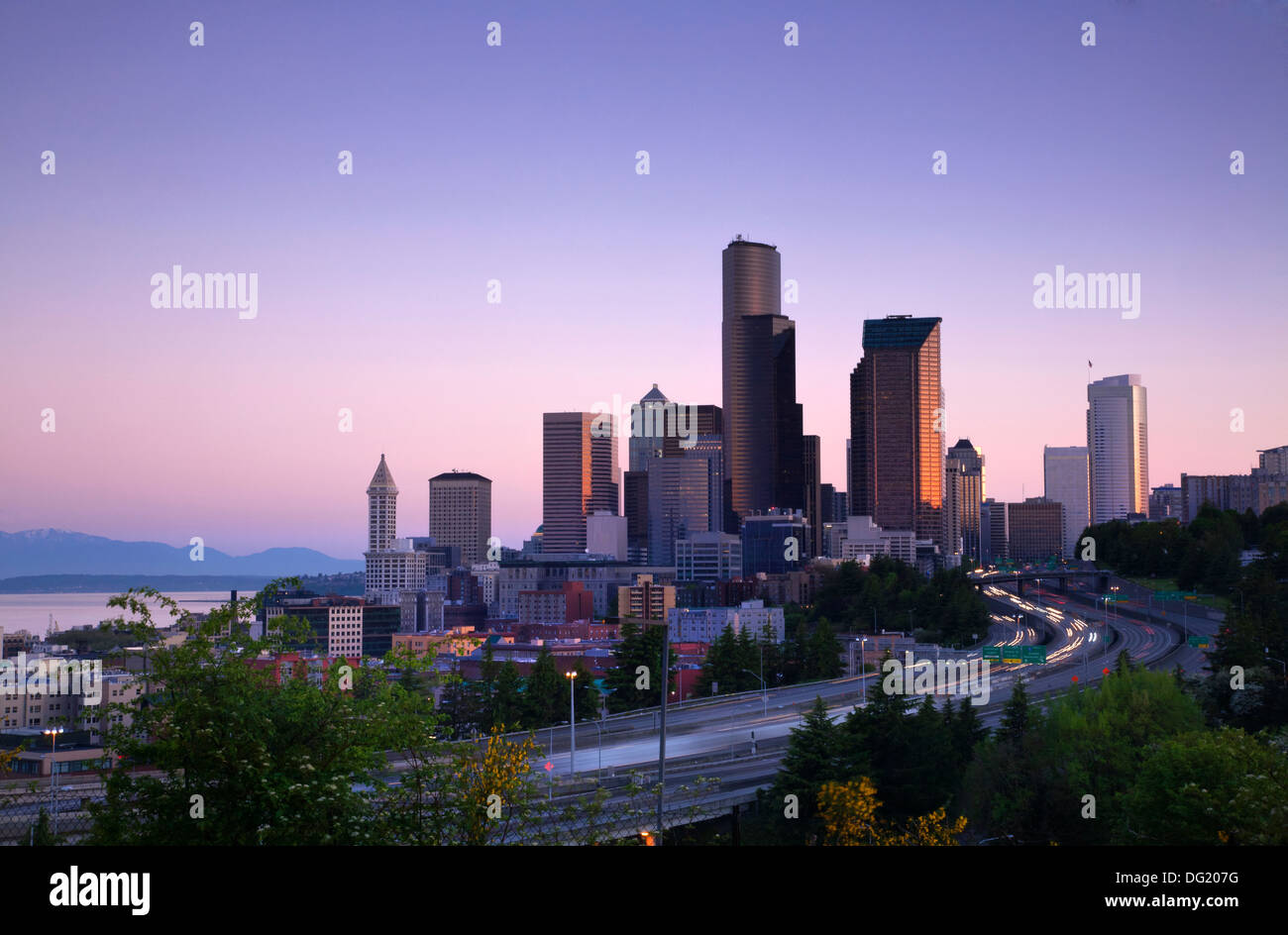 WASHINGTON - Interstate 5 running through downtown Seattle at at ...