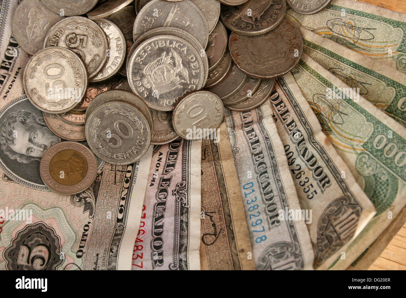 Discontinued currency hi-res stock photography and images - Alamy