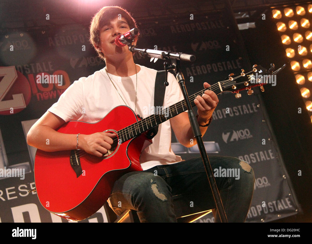 New York, New York, USA. 11th Oct, 2013. Singer AUSTIN MAHONE performs ...