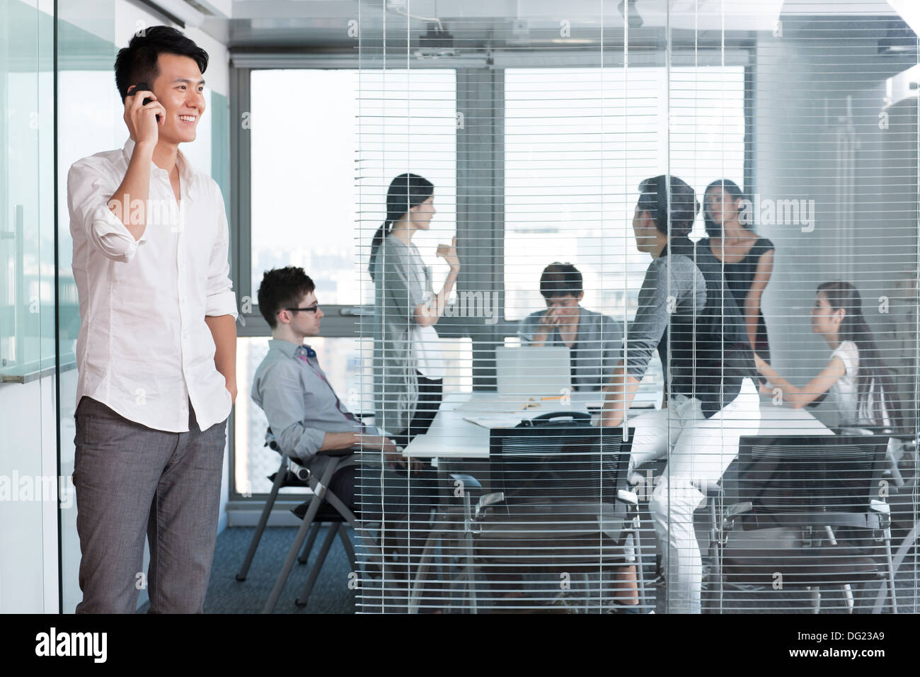 Boardroom meeting men only hi-res stock photography and images - Alamy