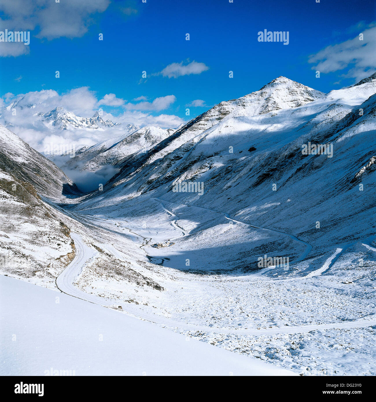 Balang mountain hi-res stock photography and images - Alamy