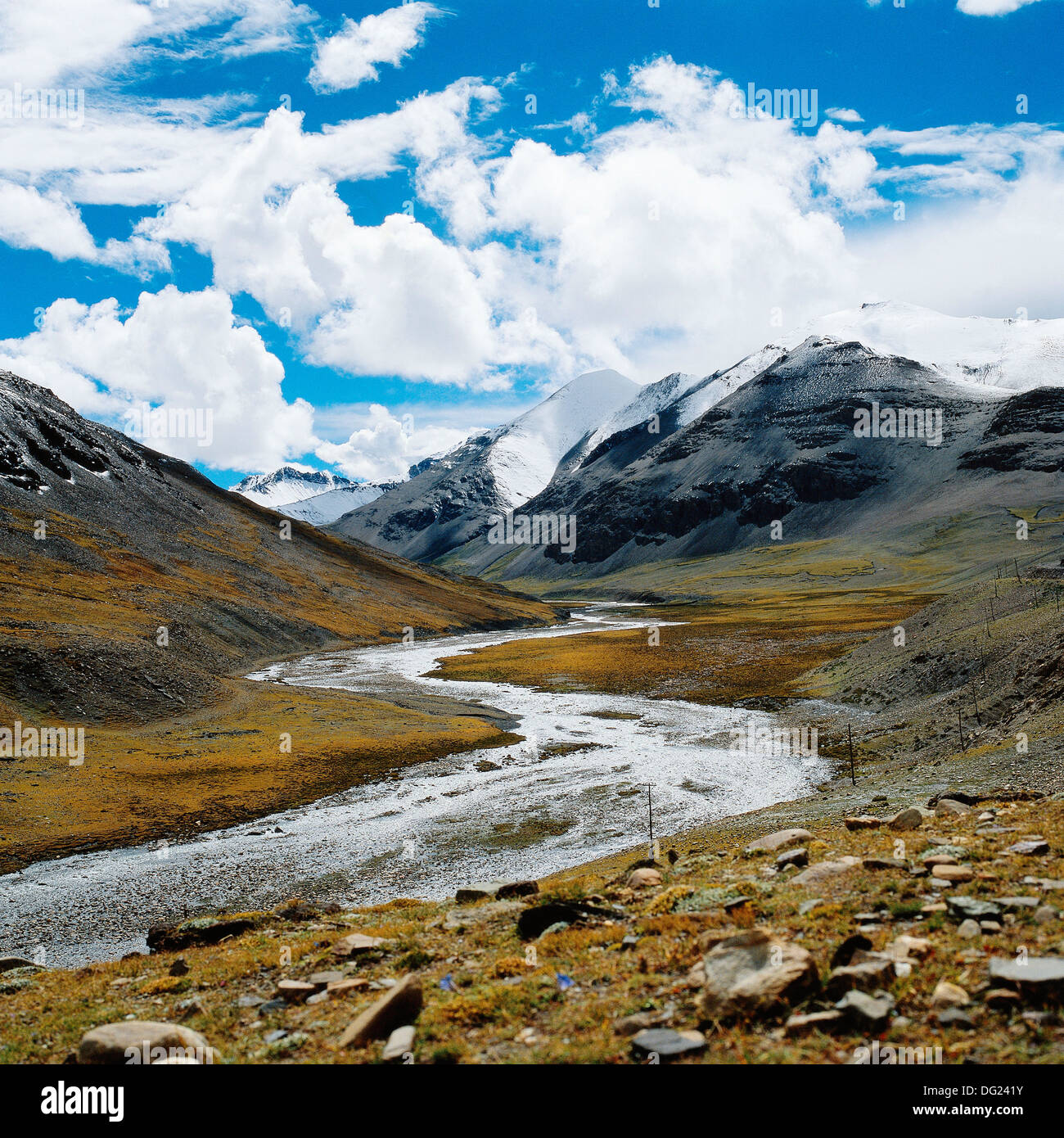 Tibetan Plateau High Resolution Stock Photography and Images - Alamy