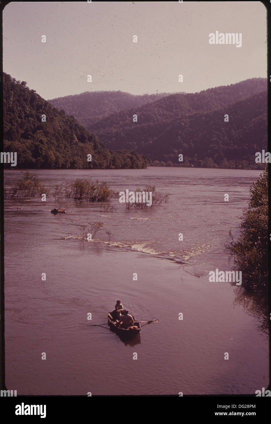 Gauley bridge hi-res stock photography and images - Alamy