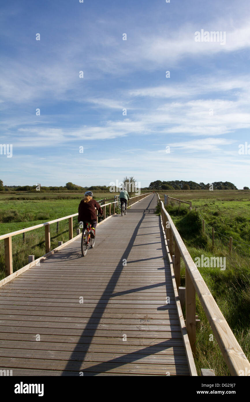 Sustrans route 5 hi-res stock photography and images - Alamy