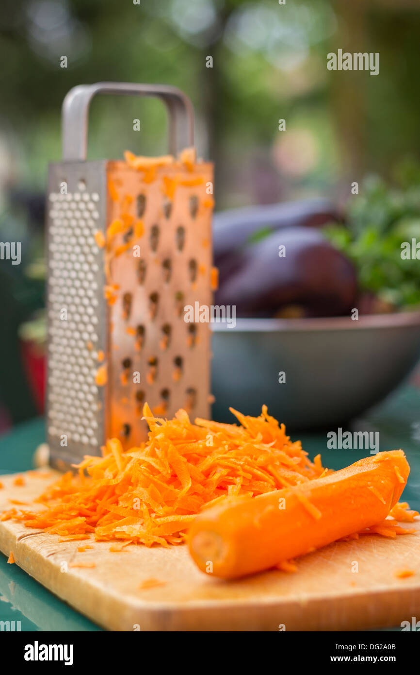 Grated carrot hi-res stock photography and images - Alamy