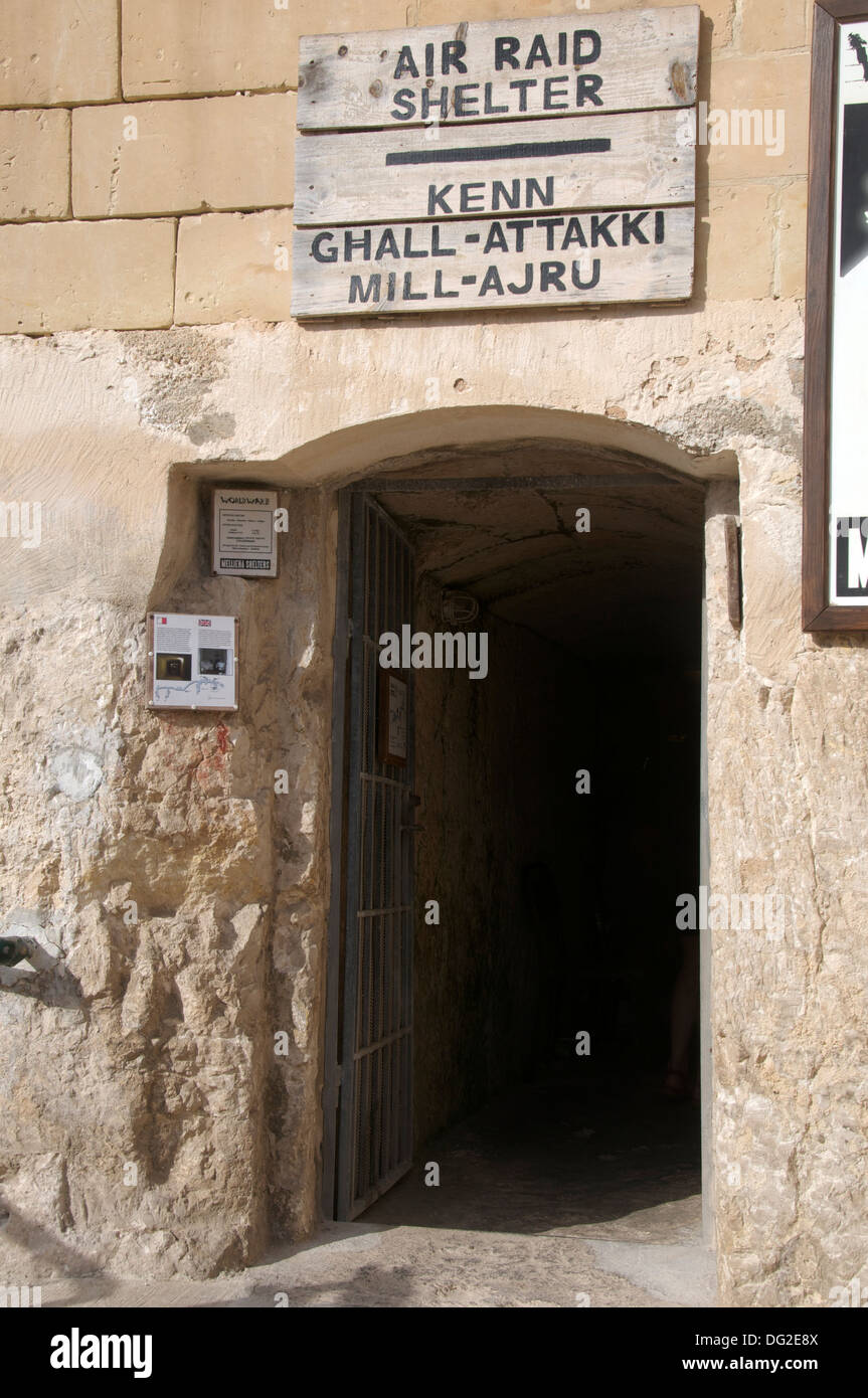 World war ii air raid shelter hi-res stock photography and images - Alamy