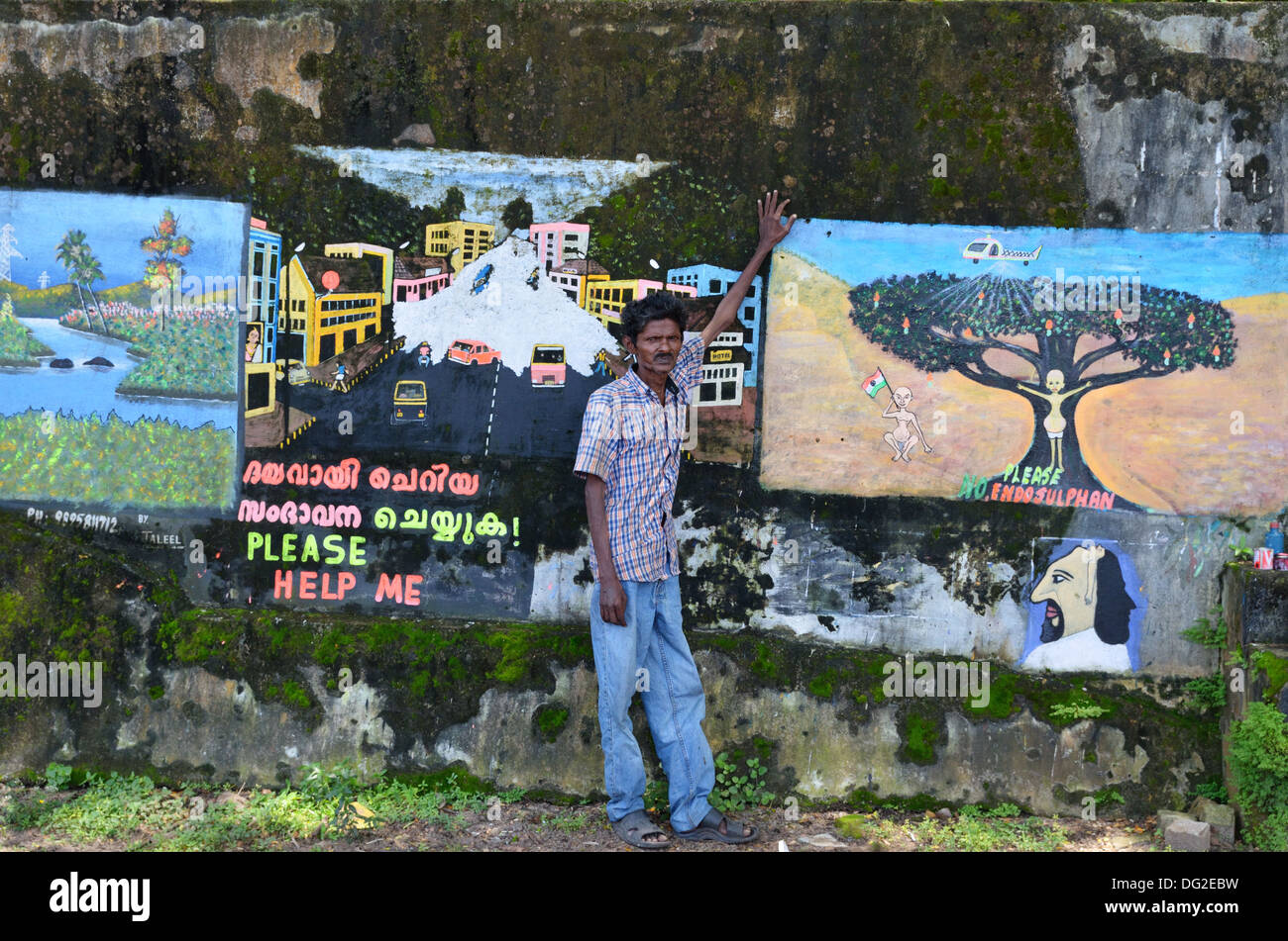 Pour Indian painter with his paintings, Cochin, Kerala, India Stock ...