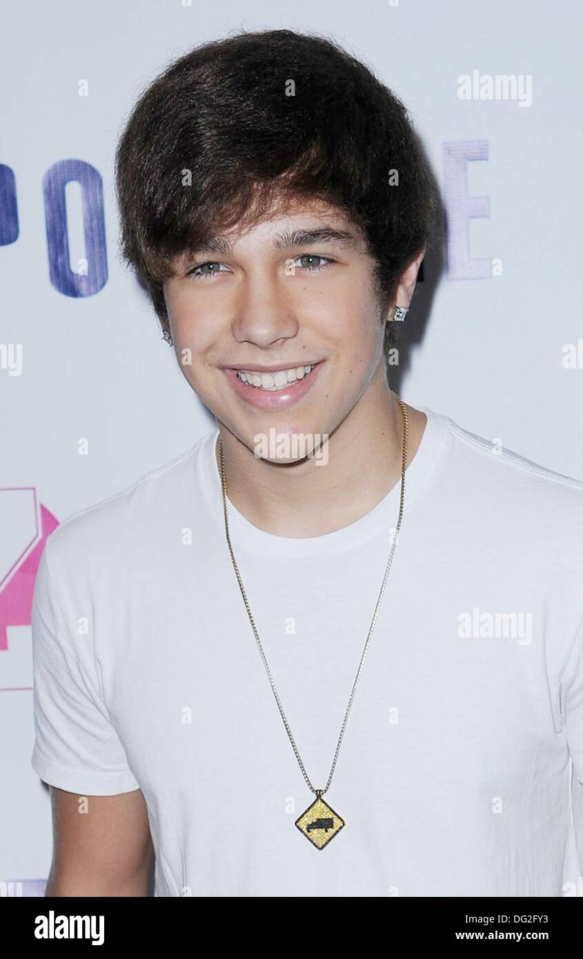 New York, NY, USA. 11th Oct, 2013. Austin Mahone in attendance for Z100 ...