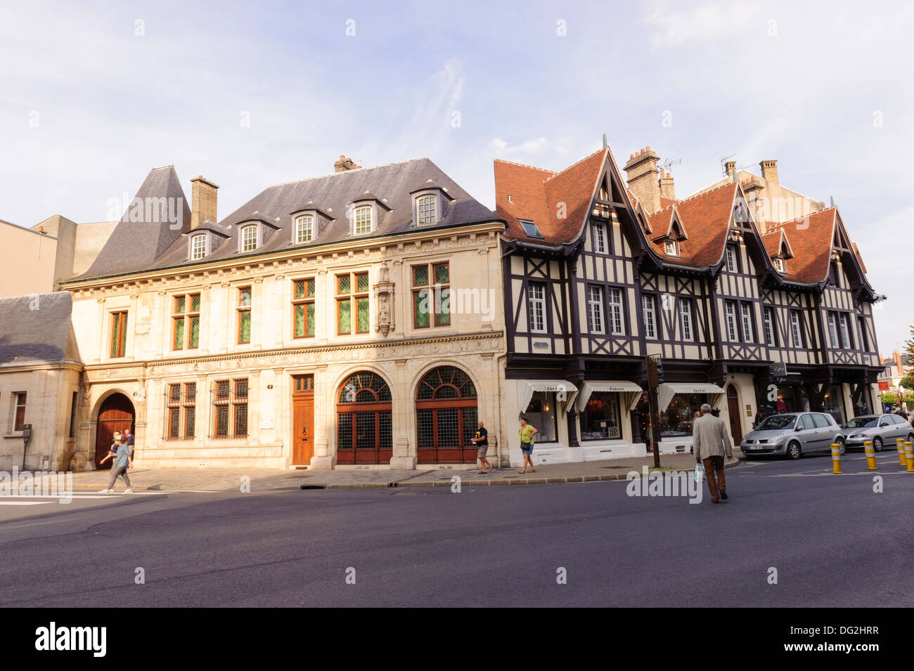 Street reims hi-res stock photography and images - Alamy