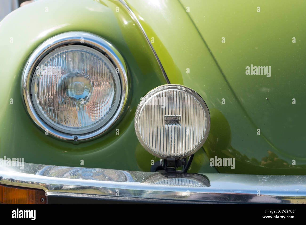 Vintage green volkswagen beetle hi-res stock photography and images - Alamy