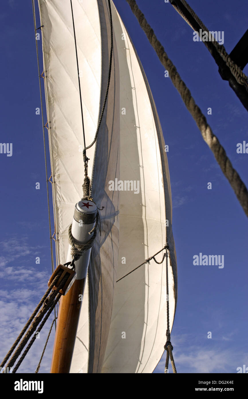 Windjammer Lewis R. French sailing Penobscott Bay Maine Coast New ...