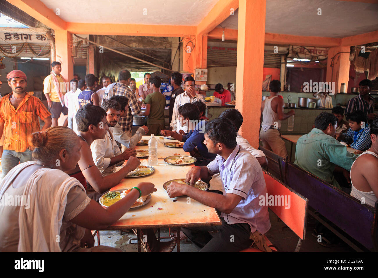 Navi Mumbai, India. 26th Sep, 2013. At the Narayan Tea & food stall ...