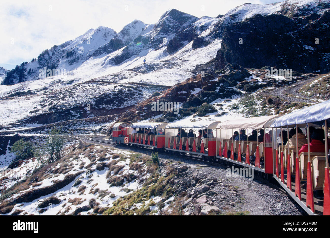 Le petit train hi-res stock photography and images - Alamy