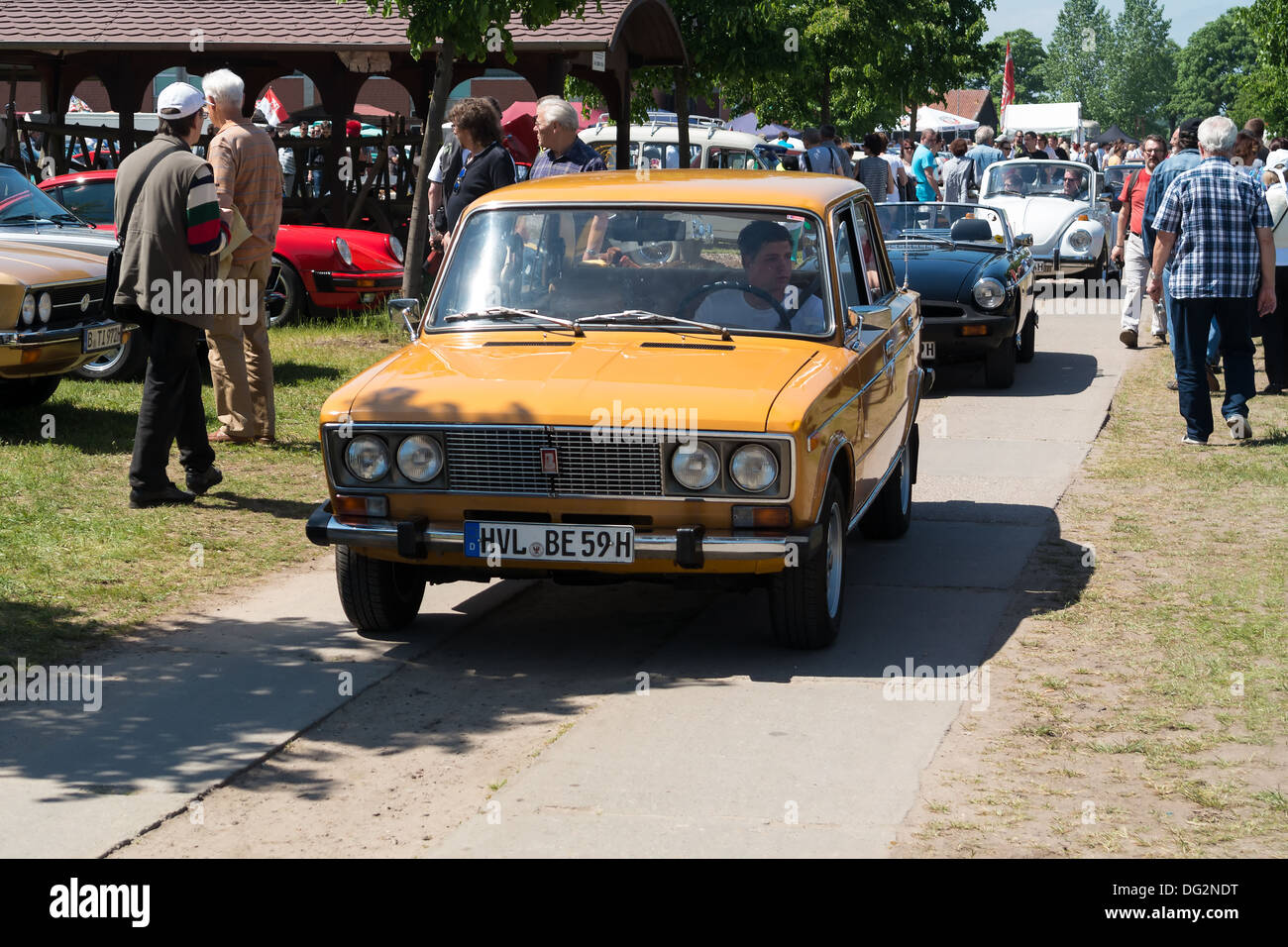 Vaz hi-res stock photography and images - Alamy