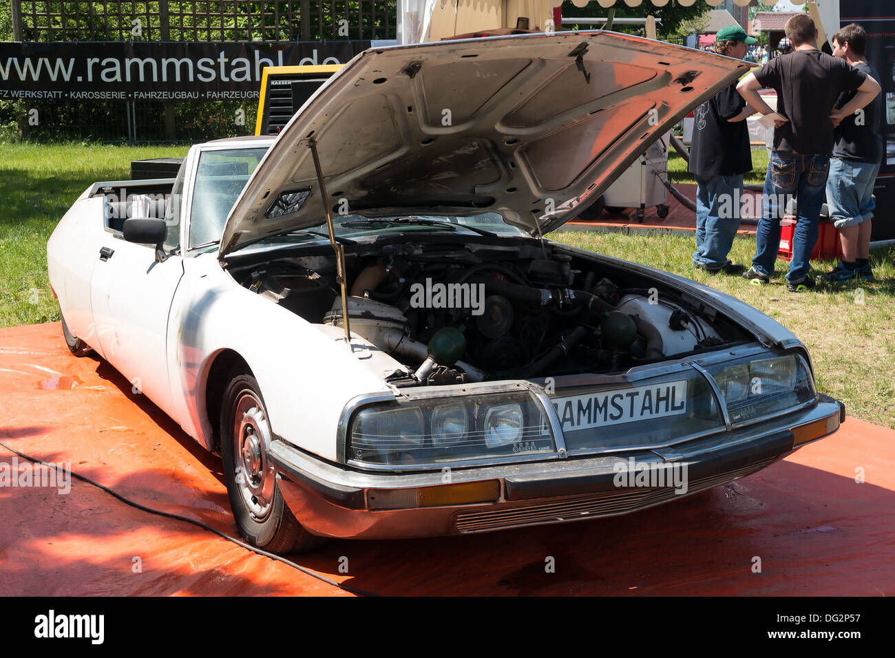 Citroen sm hi-res stock photography and images - Alamy