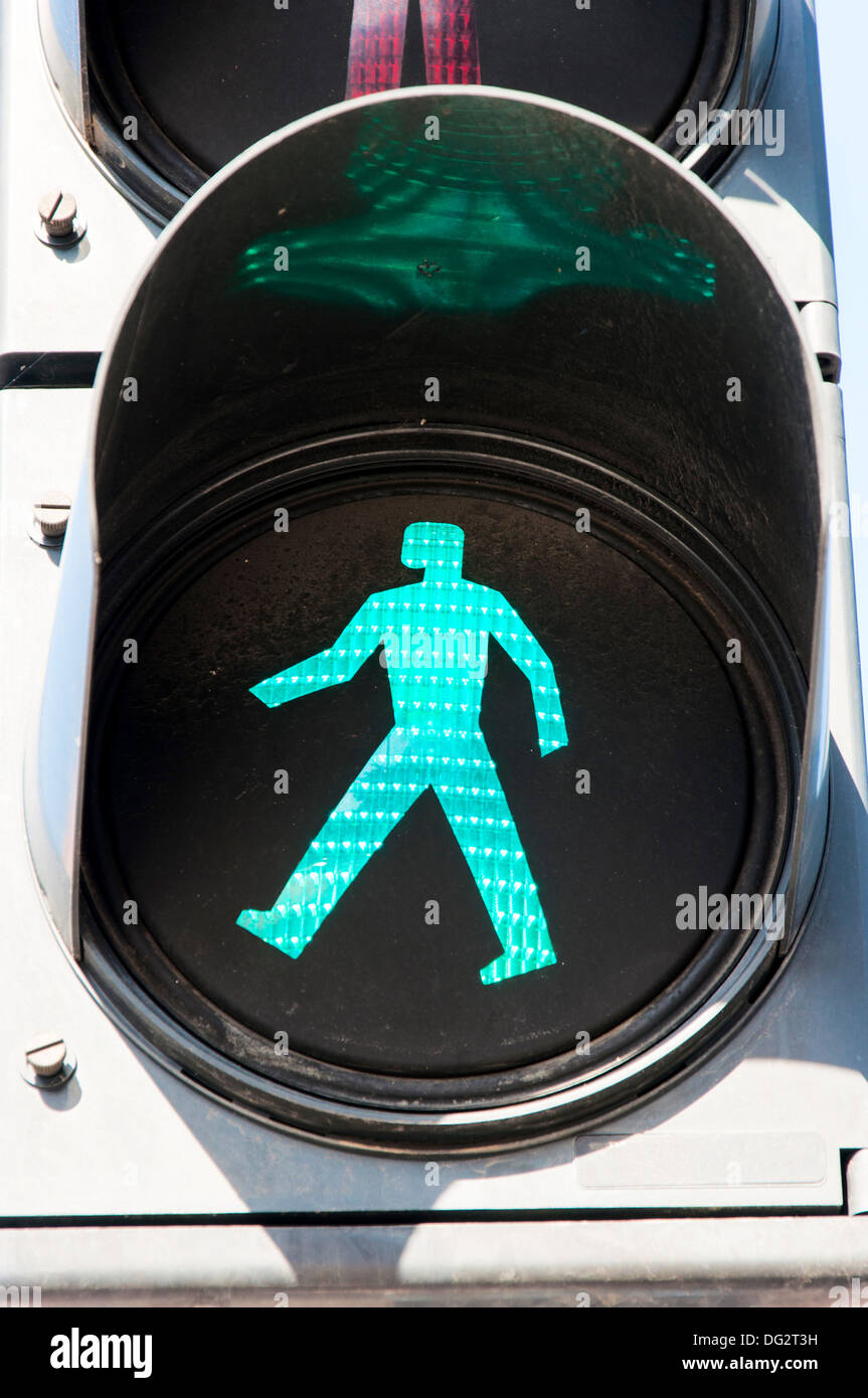Green pedestrian lamp in the city Stock Photo - Alamy