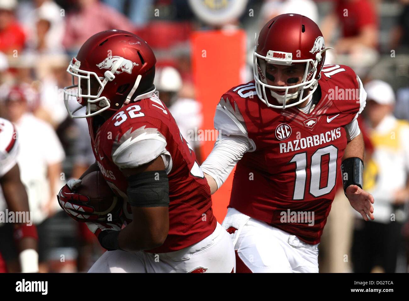 Fayetteville, AR, . 12th Oct, 2013. Razorback QB Brandon Allen #10 ...